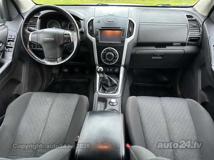 Balts Isuzu D-Max 2018 Rakvere, ar dzinēja tilpumu 1.90 L un nobraukumu 148 tūkst. km par 17990 €, foto 14 vietnē AUTOMOTO.COM.LV