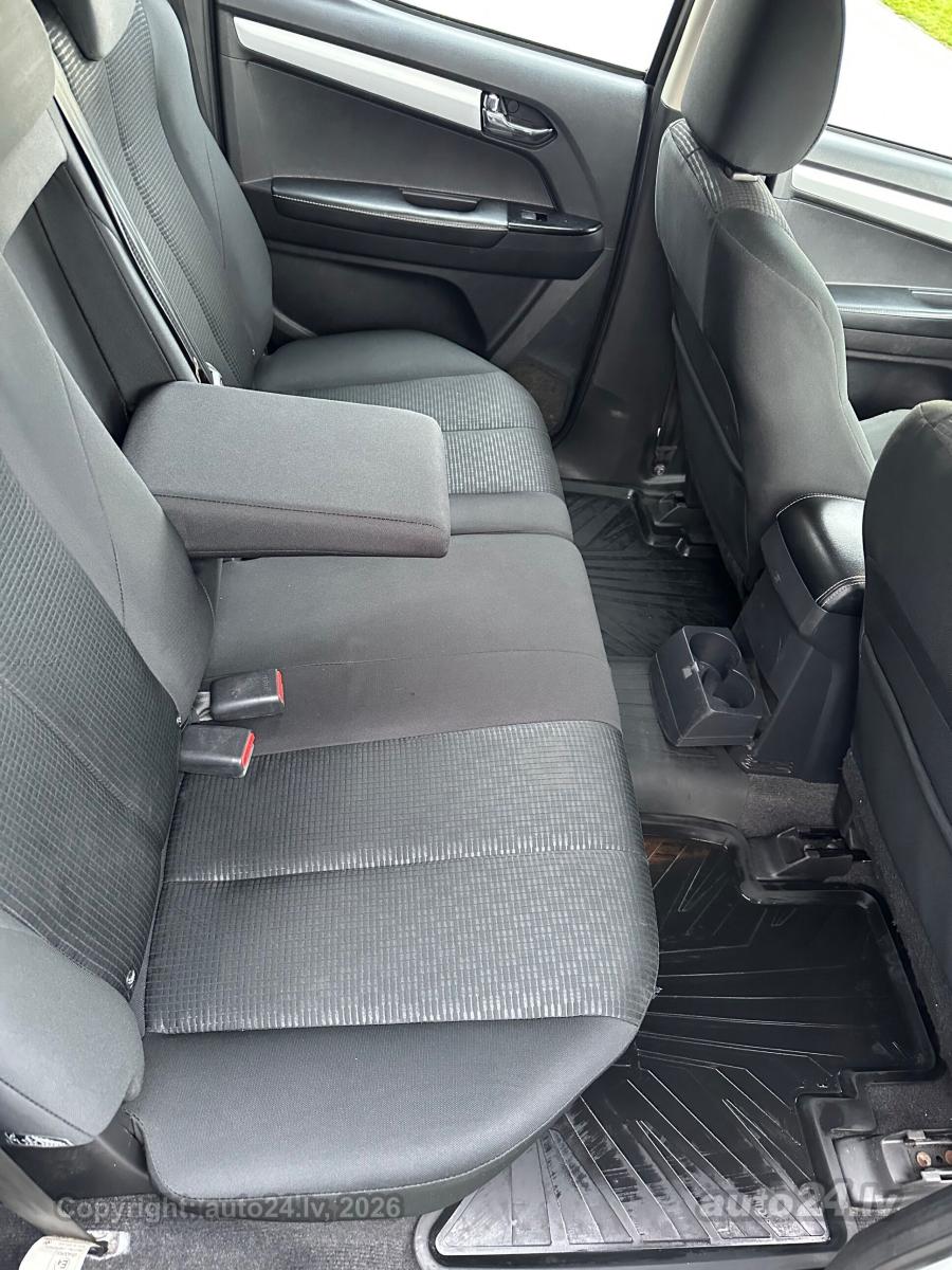 Balts Isuzu D-Max 2018 Rakvere, ar dzinēja tilpumu 1.90 L un nobraukumu 148 tūkst. km par 17990 €, foto 15 vietnē AUTOMOTO.COM.LV