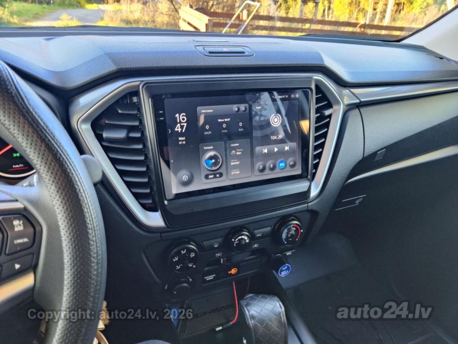 White Isuzu D-Max 2025 in Tartu, with an engine capacity of 1.90 L and mileage of 18 thousand km for 38900 €, photo 22 on AUTOMOTO.COM.LV