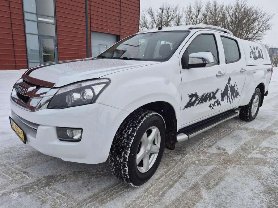 White Isuzu D-Max 2016 in Vilkaviskis, with an engine capacity of 2.50 L and mileage of 202 thousand km for 13100 €, photo 1 on AUTOMOTO.COM.LV
