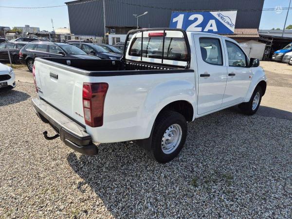 Isuzu D-Max 2017 Kauņa vietnē Balts Isuzu D-Max 2017 Kauņa, ar dzinēja tilpumu 2.50 L un nobraukumu 70 tūkst. km par 12088 €, foto 5 vietnē AUTOMOTO.COM.LV