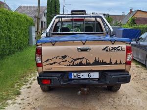 Brown Isuzu pick-up 2008 in Riga, with an engine capacity of 2.50 L and mileage of 284 thousand km for 6500 €, photo 6 on AUTOMOTO.COM.LV