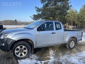 Isuzu pick-up 2012 Jēkabpils, ar dzinēja tilpumu 2.50 L un nobraukumu 229 tūkst. km par 8600 €, foto 2 vietnē AUTOMOTO.COM.LV