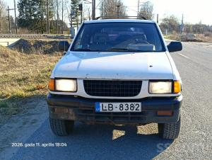 Balts Isuzu Rodeo 1994 Rīga, ar dzinēja tilpumu 3.20 L un nobraukumu 108 tūkst. km par 1700 €, foto 3 vietnē AUTOMOTO.COM.LV