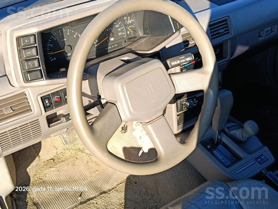 Balts Isuzu Rodeo 1994 Rīga, ar dzinēja tilpumu 3.20 L un nobraukumu 108 tūkst. km par 1700 €, foto 7 vietnē AUTOMOTO.COM.LV