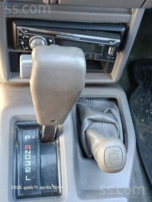 Balts Isuzu Rodeo 1994 Rīga, ar dzinēja tilpumu 3.20 L un nobraukumu 108 tūkst. km par 1700 €, foto 9 vietnē AUTOMOTO.COM.LV