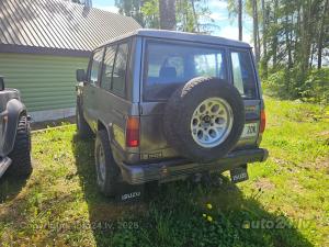 Pelēks Isuzu Trooper 1990 Tallina, ar dzinēja tilpumu 2.60 L un nobraukumu 0 tūkst. km par 2300 €, foto 5 vietnē AUTOMOTO.COM.LV