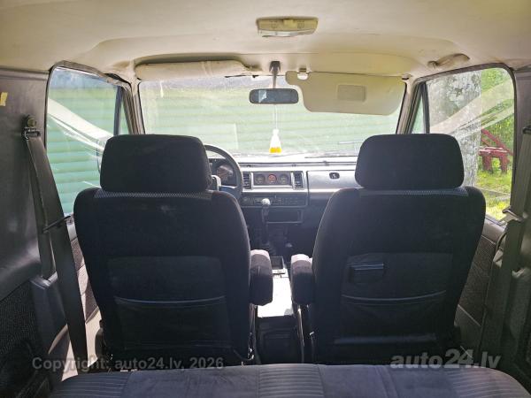 Pelēks Isuzu Trooper 1990 Tallina, ar dzinēja tilpumu 2.60 L un nobraukumu 0 tūkst. km par 2300 €, foto 8 vietnē AUTOMOTO.COM.LV