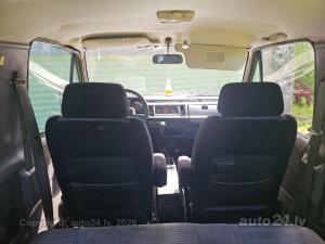 Pelēks Isuzu Trooper 1990 Tallina, ar dzinēja tilpumu 2.60 L un nobraukumu 0 tūkst. km par 2300 €, foto 9 vietnē AUTOMOTO.COM.LV