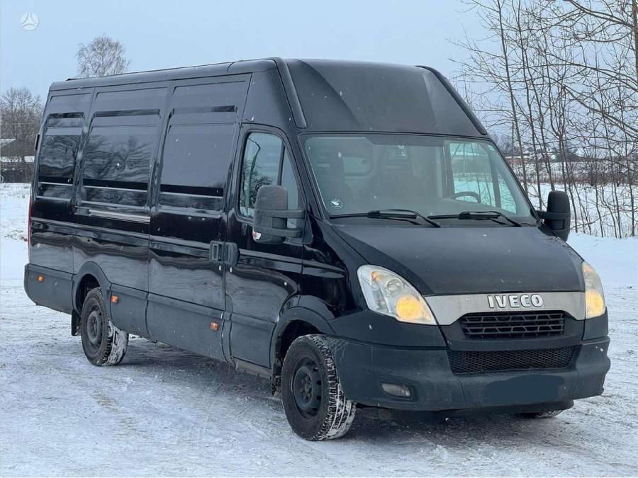 Melns Iveco Daily 2012 Tauragė, ar dzinēja tilpumu 3.00 L un nobraukumu 379 tūkst. km par 6000 €, foto 4 vietnē AUTOMOTO.COM.LV