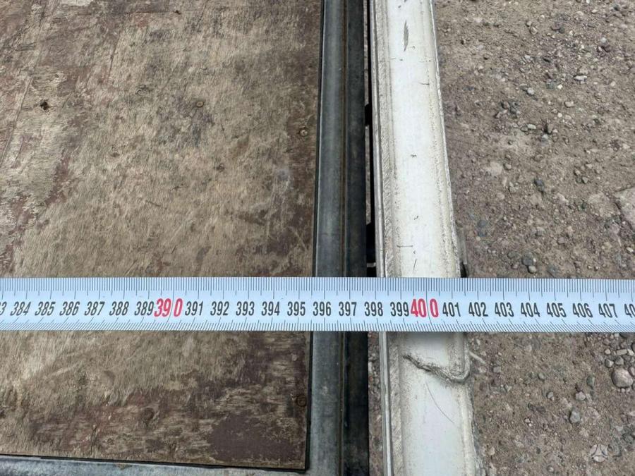 Zils Iveco Daily 2010 Tauragė, ar dzinēja tilpumu 3.00 L un nobraukumu 153 tūkst. km par 4700 €, foto 8 vietnē AUTOMOTO.COM.LV