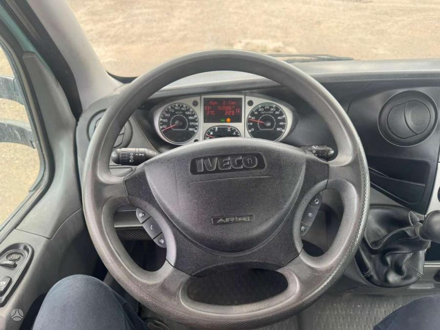 Zils Iveco Daily 2010 Tauragė, ar dzinēja tilpumu 3.00 L un nobraukumu 153 tūkst. km par 4700 €, foto 14 vietnē AUTOMOTO.COM.LV