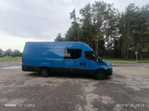 Blue Iveco Daily 2018 in Jurbarkas, with an engine capacity of 3.00 L and mileage of 339 thousand km for 15000 €, photo 6 on AUTOMOTO.COM.LV