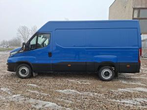 Blue Iveco Daily 2022 in Alytus, with an engine capacity of 3.00 L and mileage of 132 thousand km for 17200 €, photo 4 on AUTOMOTO.COM.LV