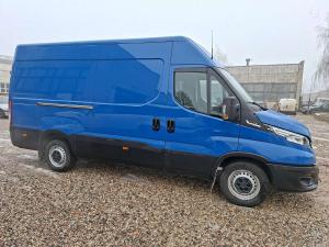 Blue Iveco Daily 2022 in Alytus, with an engine capacity of 3.00 L and mileage of 132 thousand km for 17200 €, photo 5 on AUTOMOTO.COM.LV