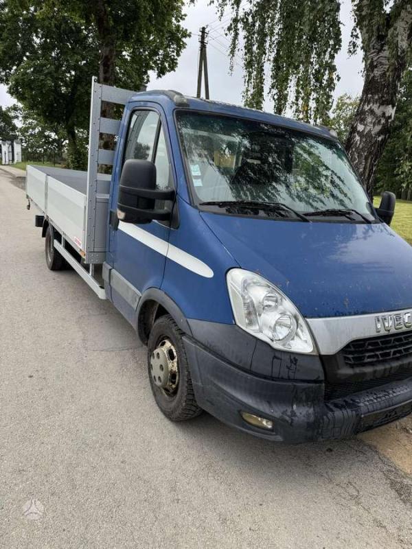 Zils Iveco Daily 2014 Tauragė, ar dzinēja tilpumu 0.00 L un nobraukumu 360 tūkst. km par 7250 €, foto 4 vietnē AUTOMOTO.COM.LV