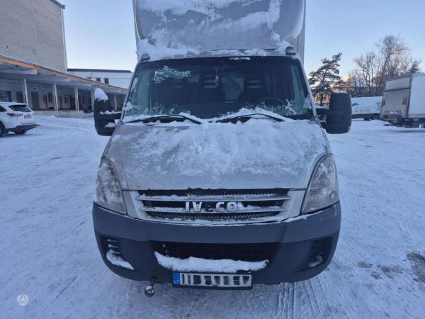 Pelēks Iveco Daily 2007 Viļņa, ar dzinēja tilpumu 3.00 L un nobraukumu 450 tūkst. km par 5500 €, foto 3 vietnē AUTOMOTO.COM.LV