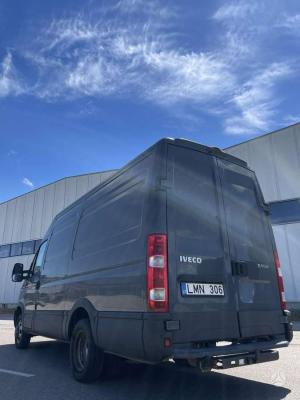 Grey Iveco Daily 2013 in Alytus, with an engine capacity of 3.00 L and mileage of 273 thousand km for 7200 €, photo 4 on AUTOMOTO.COM.LV