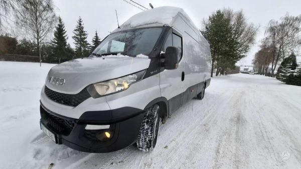 Pelēks Iveco Daily 2015 Vilkaviškis, ar dzinēja tilpumu 3.00 L un nobraukumu 346 tūkst. km par 8999 €, foto 4 vietnē AUTOMOTO.COM.LV