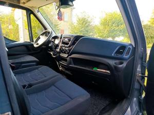 Grey Iveco Daily 2018 in Siauliai, with an engine capacity of 3.00 L and mileage of 1 thousand km for 8500 €, photo 7 on AUTOMOTO.COM.LV