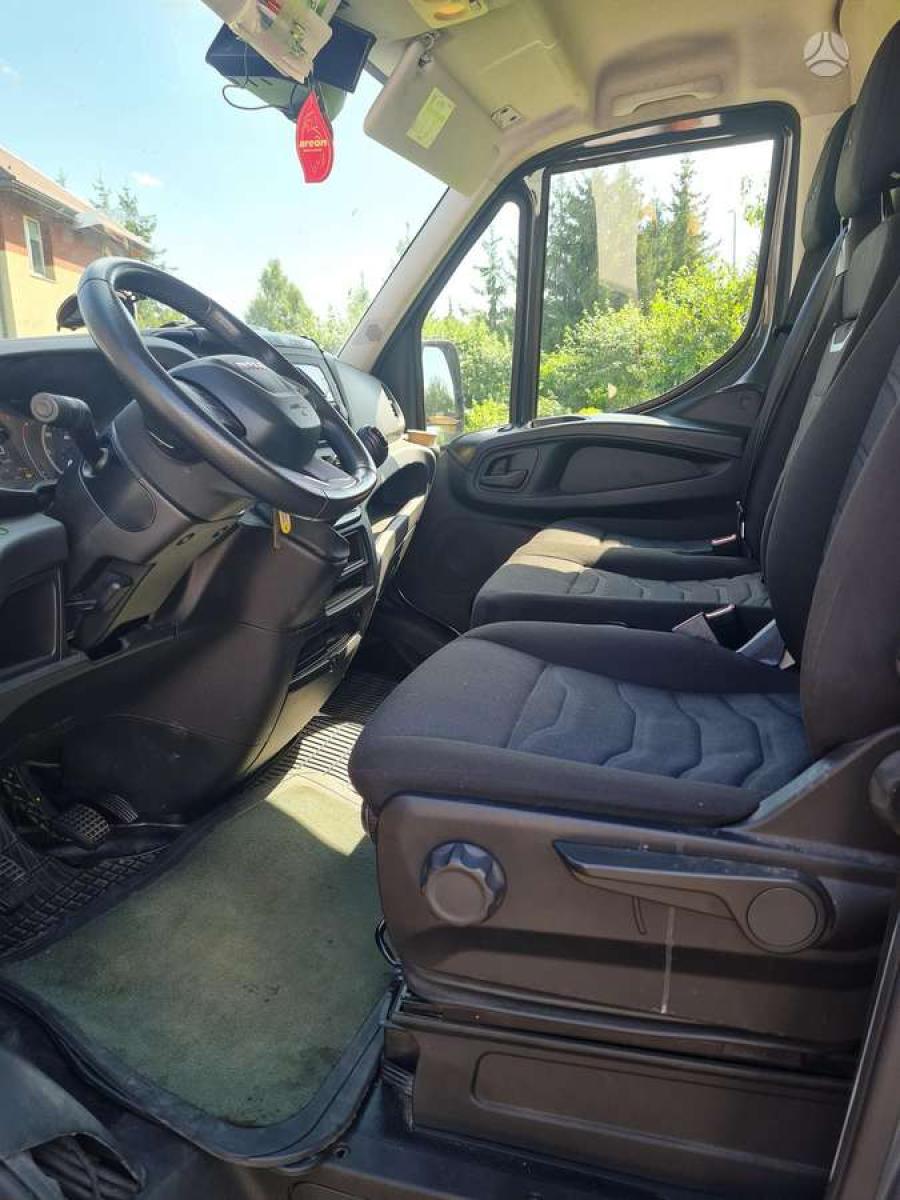 Pelēks Iveco Daily 2021 Kauņa, ar dzinēja tilpumu 0.00 L un nobraukumu 110 tūkst. km par 25000 €, foto 5 vietnē AUTOMOTO.COM.LV