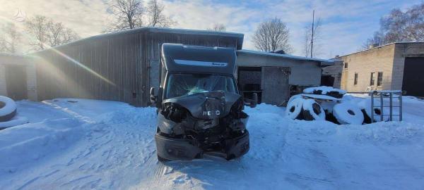 Grey Iveco Daily 2022 in Ukmerge, with an engine capacity of 3.00 L and mileage of 310 thousand km for 6000 €, photo 1 on AUTOMOTO.COM.LV
