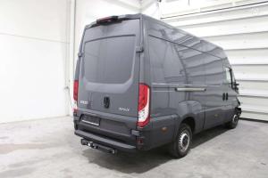 Grey Iveco Daily 2024 in Kursenai, with an engine capacity of 2.29 L and mileage of 28 thousand km for 19400 €, photo 3 on AUTOMOTO.COM.LV