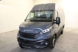 Grey Iveco Daily 2024 in Kursenai, with an engine capacity of 2.29 L and mileage of 28 thousand km for 19400 €, photo 11 on AUTOMOTO.COM.LV