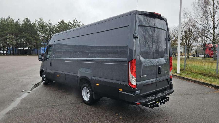 Grey Iveco Daily 2025 in Vilnius, with an engine capacity of 3.00 L and mileage of 5 thousand km for 36500 €, photo 2 on AUTOMOTO.COM.LV