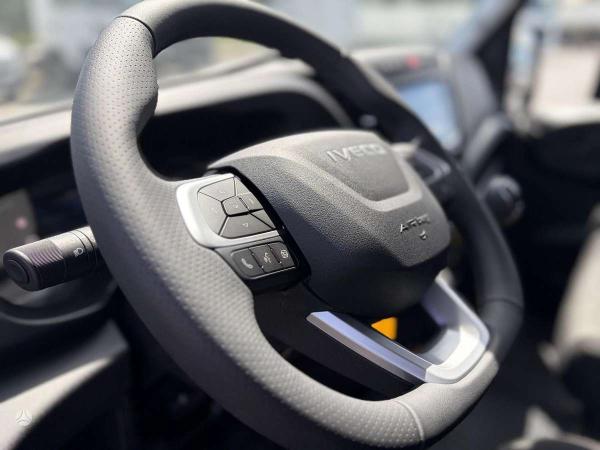 Pelēks Iveco Daily 2026 Kauņa, ar dzinēja tilpumu 2.29 L un nobraukumu 45 tūkst. km par 34473 €, foto 8 vietnē AUTOMOTO.COM.LV