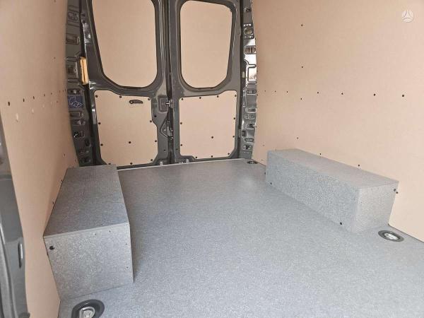 Grey Iveco Daily 2026 in Vilnius, with an engine capacity of 3.00 L and mileage of 16 thousand km for 39071 €, photo 6 on AUTOMOTO.COM.LV