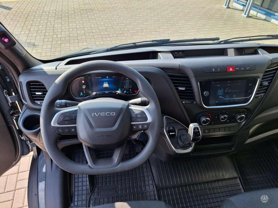 Grey Iveco Daily 2026 in Vilnius, with an engine capacity of 3.00 L and mileage of 0 thousand km for 54329 €, photo 13 on AUTOMOTO.COM.LV