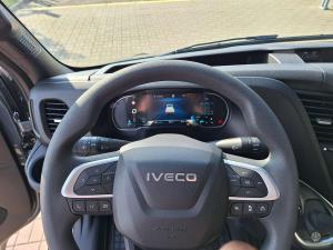 Grey Iveco Daily 2026 in Vilnius, with an engine capacity of 3.00 L and mileage of 0 thousand km for 54329 €, photo 14 on AUTOMOTO.COM.LV