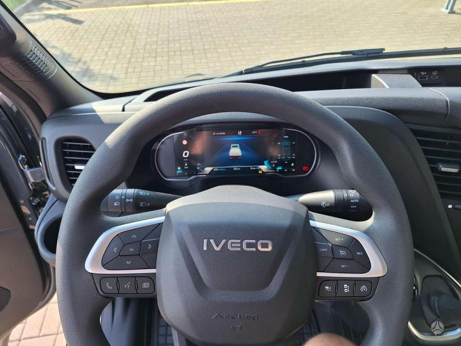 Grey Iveco Daily 2026 in Vilnius, with an engine capacity of 3.00 L and mileage of 0 thousand km for 54329 €, photo 14 on AUTOMOTO.COM.LV
