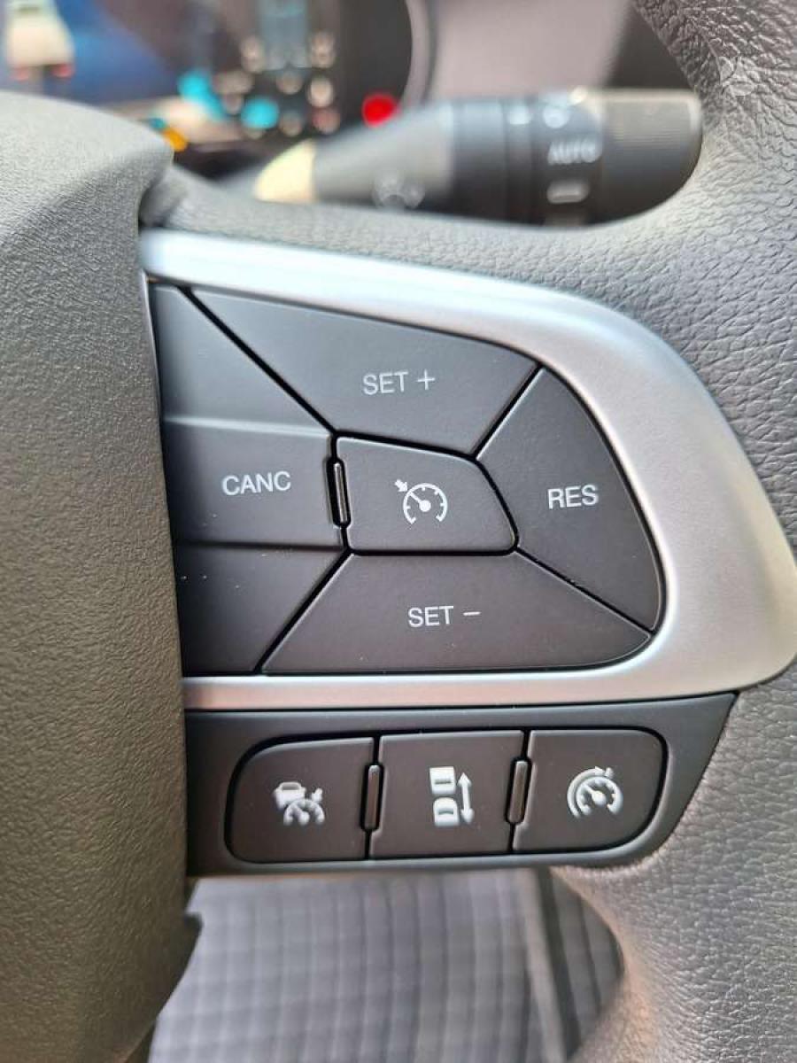 Grey Iveco Daily 2026 in Vilnius, with an engine capacity of 3.00 L and mileage of 0 thousand km for 54329 €, photo 18 on AUTOMOTO.COM.LV