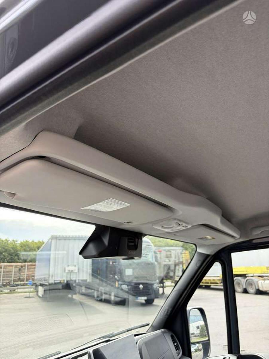 Grey Iveco Daily 2026 in Kaunas, with an engine capacity of 3.00 L and mileage of 0 thousand km for 44044 €, photo 20 on AUTOMOTO.COM.LV