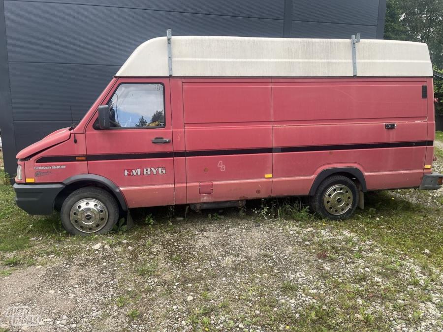 Iveco Daily 1997 Viļņa, ar dzinēja tilpumu 2.80 L un nobraukumu 145 tūkst. km par 999 €, foto 1 vietnē AUTOMOTO.COM.LV