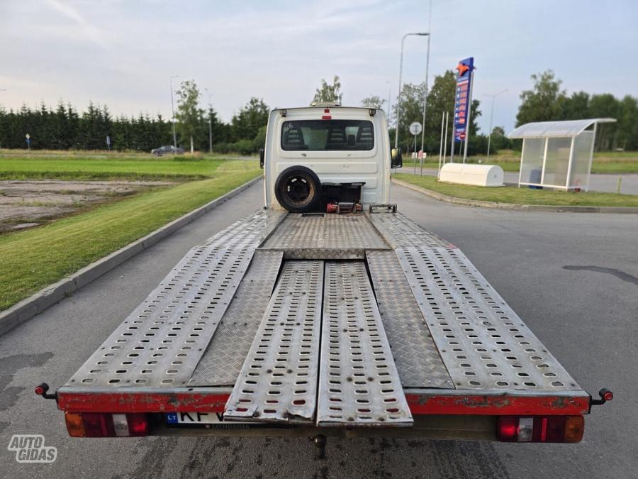 Iveco Daily 2005 Radviliškis, ar dzinēja tilpumu 2.80 L un nobraukumu 336 tūkst. km par 4950 €, foto 8 vietnē AUTOMOTO.COM.LV
