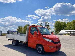 Sarkans Iveco Daily 2014 Viļņa, ar dzinēja tilpumu 0.00 L un nobraukumu 446 tūkst. km par 15850 €, foto 5 vietnē AUTOMOTO.COM.LV