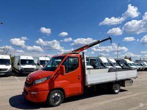 Sarkans Iveco Daily 2014 Viļņa, ar dzinēja tilpumu 0.00 L un nobraukumu 446 tūkst. km par 15850 €, foto 14 vietnē AUTOMOTO.COM.LV