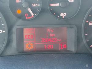 Красный Ивеко Дейли 2017 в Таураге, объемом двигателя 2.30 л и пробегом 310 тыс. км за 8000 €, фото 18 на AUTOMOTO.COM.LV