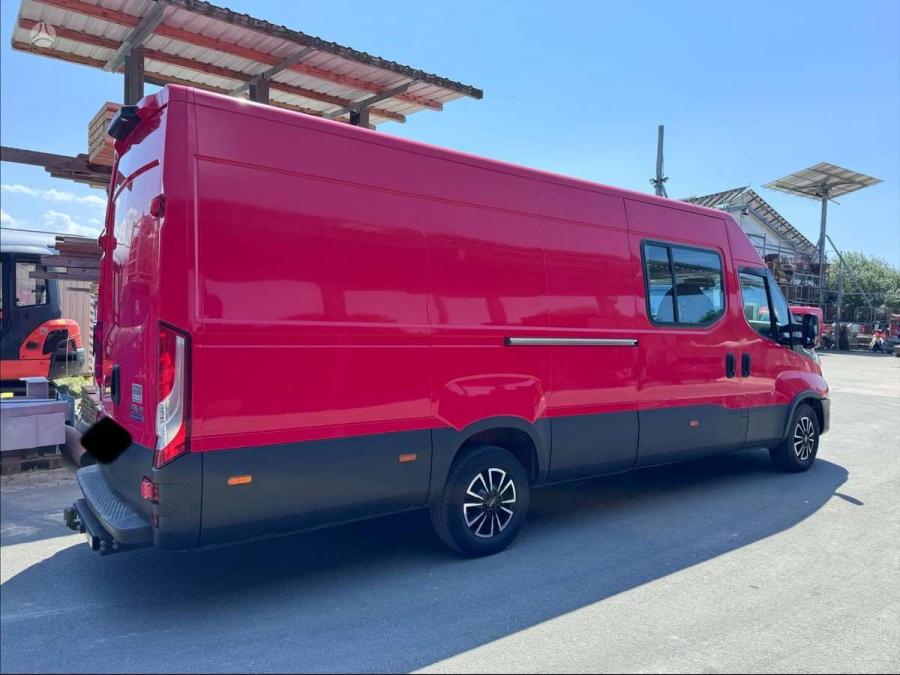 Sarkans Iveco Daily 2020 Telšiai, ar dzinēja tilpumu 3.00 L un nobraukumu 167 tūkst. km par 18800 €, foto 8 vietnē AUTOMOTO.COM.LV