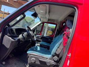 Sarkans Iveco Daily 2020 Telšiai, ar dzinēja tilpumu 3.00 L un nobraukumu 167 tūkst. km par 18800 €, foto 14 vietnē AUTOMOTO.COM.LV