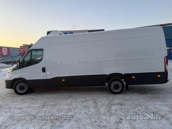 Balts Iveco Daily 2024 Tallina, ar dzinēja tilpumu 3.00 L un nobraukumu 184 tūkst. km par 48980 €, foto 6 vietnē AUTOMOTO.COM.LV