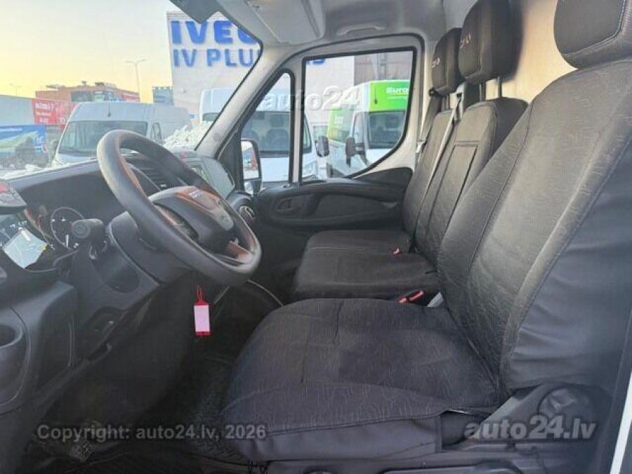 Balts Iveco Daily 2024 Tallina, ar dzinēja tilpumu 3.00 L un nobraukumu 184 tūkst. km par 48980 €, foto 8 vietnē AUTOMOTO.COM.LV