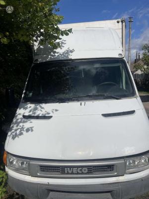 White Iveco Daily 2003 in Vilnius, with an engine capacity of 2.80 L and mileage of 325 thousand km for 1850 €, photo 6 on AUTOMOTO.COM.LV