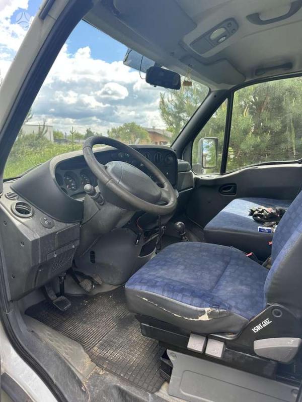 Balts Iveco Daily 2004 Viļņa, ar dzinēja tilpumu 3.00 L un nobraukumu 379 tūkst. km par 3500 €, foto 5 vietnē AUTOMOTO.COM.LV