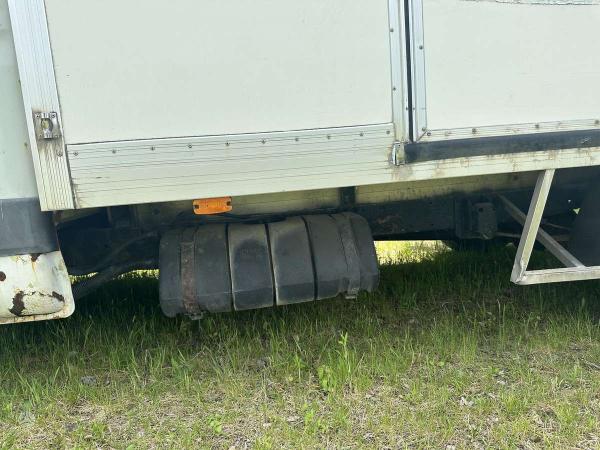 Balts Iveco Daily 2004 Viļņa, ar dzinēja tilpumu 3.00 L un nobraukumu 379 tūkst. km par 3500 €, foto 7 vietnē AUTOMOTO.COM.LV