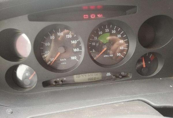 Белый Ивеко Дейли 2005 в Каунас, объемом двигателя 2.80 л и пробегом 520 тыс. км за 4700 €, фото 4 на AUTOMOTO.COM.LV