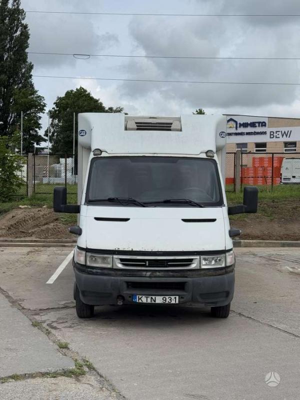 Balts Iveco Daily 2006 Klaipėda, ar dzinēja tilpumu 3.00 L un nobraukumu 366 tūkst. km par 2200 €, foto 1 vietnē AUTOMOTO.COM.LV